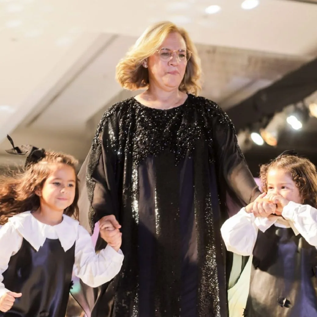 Diseñadora Gabi Arenas presentó colección 11:11, un homenaje al color ...