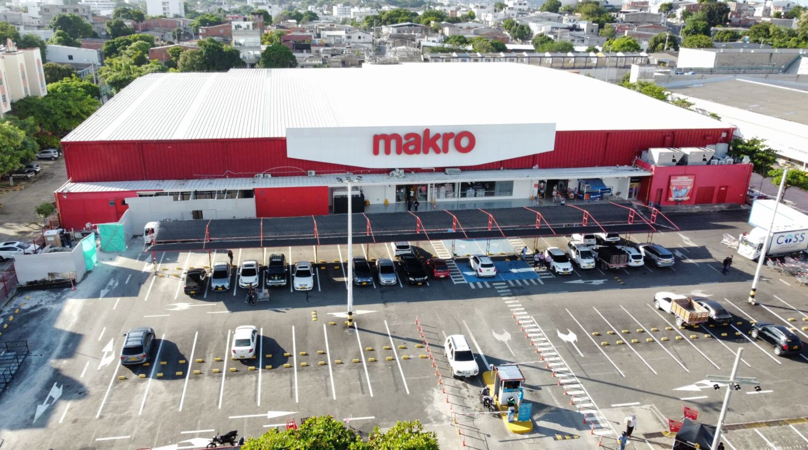 A 20 años de su llegada a Cartagena, el Super mercado Makro, inicia ...
